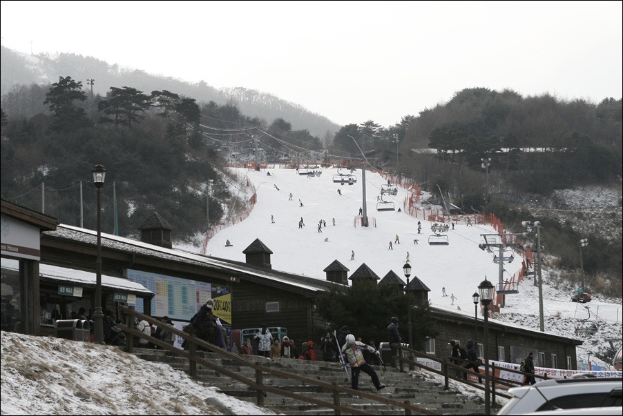 무주 덕유산 정상까지 곤도라 여행 노천온천